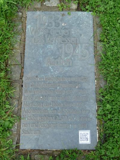 Centraal Herdenkingskruis Waldfriedhof - Aachen - TracesOfWar.nl